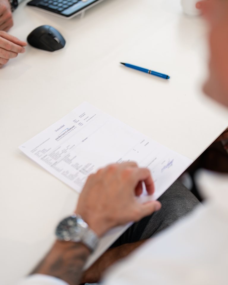 Hvordan omregistrerer du din bil? » Sådan gør du